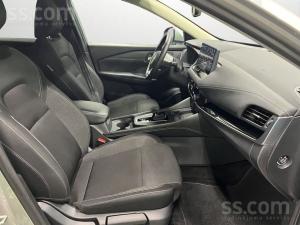 Grey Nissan Qashqai 2023 in Riga, with an engine capacity of 1.50 L and mileage of 39 thousand km for 25990 €, photo 20 on AUTOMOTO.COM.LV
