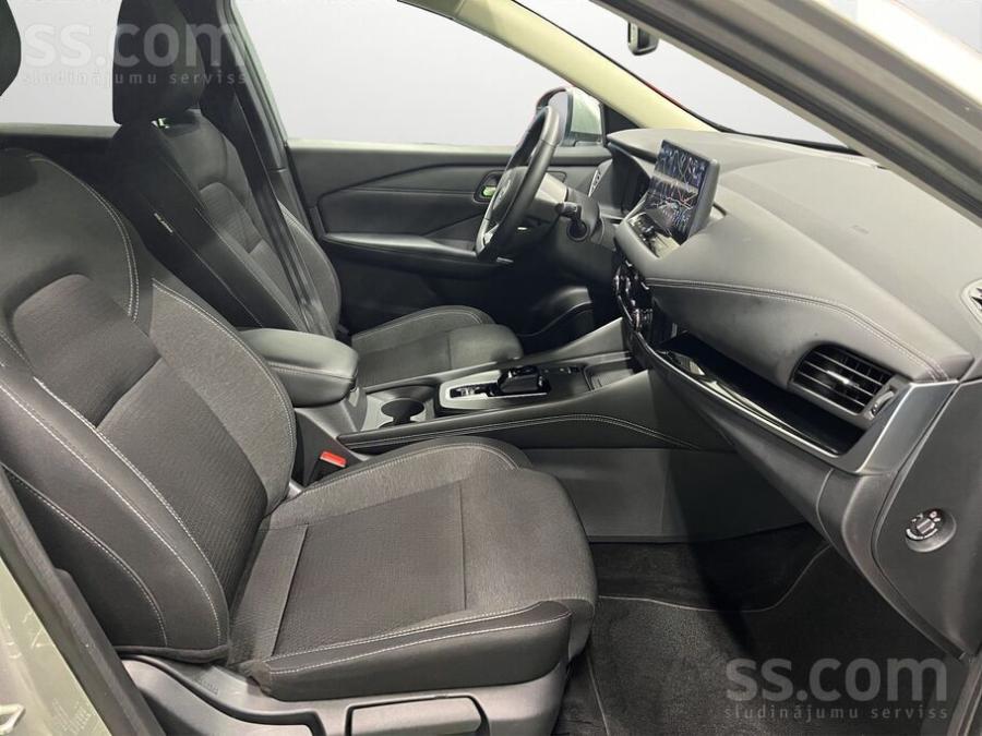 Grey Nissan Qashqai 2023 in Riga, with an engine capacity of 1.50 L and mileage of 39 thousand km for 25990 €, photo 20 on AUTOMOTO.COM.LV