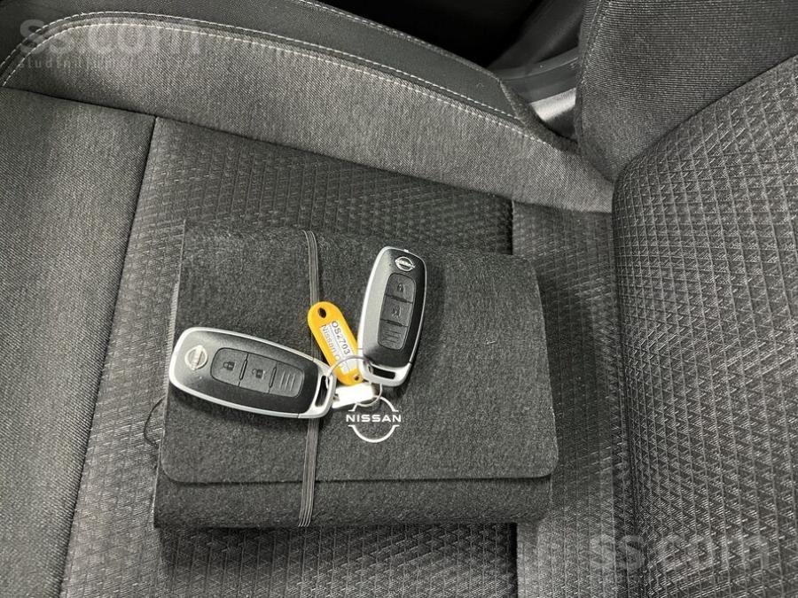 Grey Nissan Qashqai 2023 in Riga, with an engine capacity of 1.50 L and mileage of 39 thousand km for 25990 €, photo 23 on AUTOMOTO.COM.LV