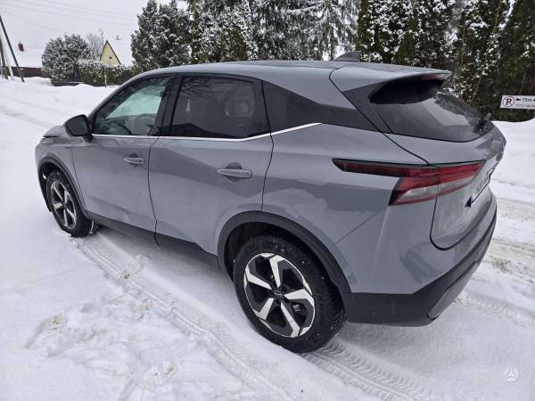 Pelēks Nissan Qashqai 2024 Šauļi, ar dzinēja tilpumu 1.30 L un nobraukumu 48 tūkst. km par 14990 €, foto 2 vietnē AUTOMOTO.COM.LV