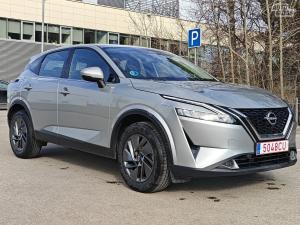 Grey Nissan Qashqai 2024 in Vilnius, with an engine capacity of 1.30 L and mileage of 69 thousand km for 18700 €, photo  on AUTOMOTO.COM.LV