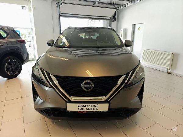 Grey Nissan Qashqai 2024 in Siauliai, with an engine capacity of 1.33 L and mileage of 61 thousand km for 24200 €, photo 3 on AUTOMOTO.COM.LV
