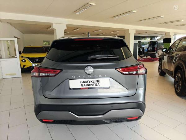 Grey Nissan Qashqai 2024 in Siauliai, with an engine capacity of 1.33 L and mileage of 61 thousand km for 24200 €, photo 7 on AUTOMOTO.COM.LV