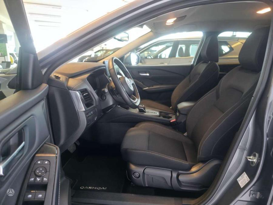 Grey Nissan Qashqai 2024 in Siauliai, with an engine capacity of 1.33 L and mileage of 61 thousand km for 24200 €, photo 11 on AUTOMOTO.COM.LV