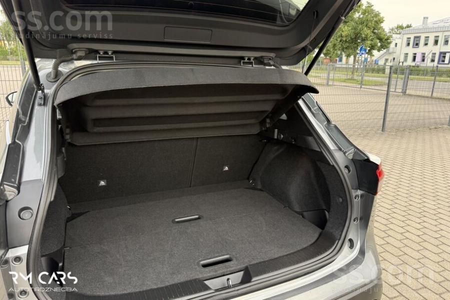 Grey Nissan Qashqai 2024 in Jelgava, with an engine capacity of 1.30 L and mileage of 0 thousand km for 23250 €, photo 44 on AUTOMOTO.COM.LV