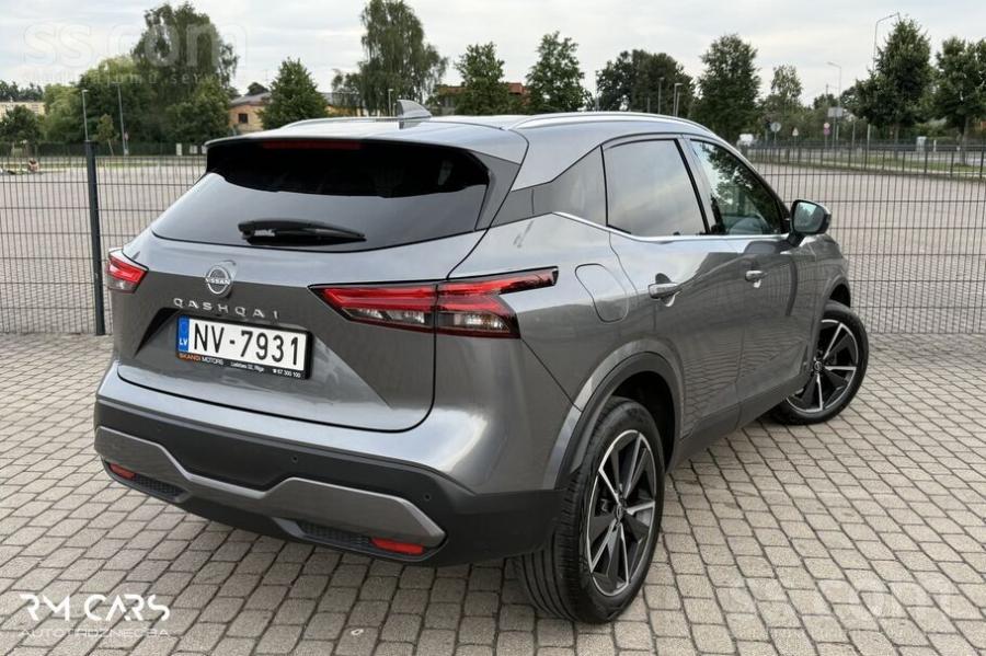 Grey Nissan Qashqai 2024 in Jelgava, with an engine capacity of 1.30 L and mileage of 0 thousand km for 23250 €, photo 5 on AUTOMOTO.COM.LV