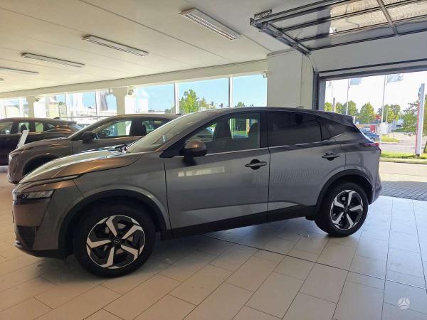 Grey Nissan Qashqai 2024 in Siauliai, with an engine capacity of 1.33 L and mileage of 21 thousand km for 23900 €, photo 4 on AUTOMOTO.COM.LV
