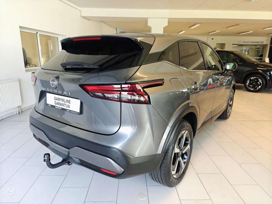 Pelēks Nissan Qashqai 2024 Šauļi, ar dzinēja tilpumu 1.33 L un nobraukumu 21 tūkst. km par 23900 €, foto 10 vietnē AUTOMOTO.COM.LV