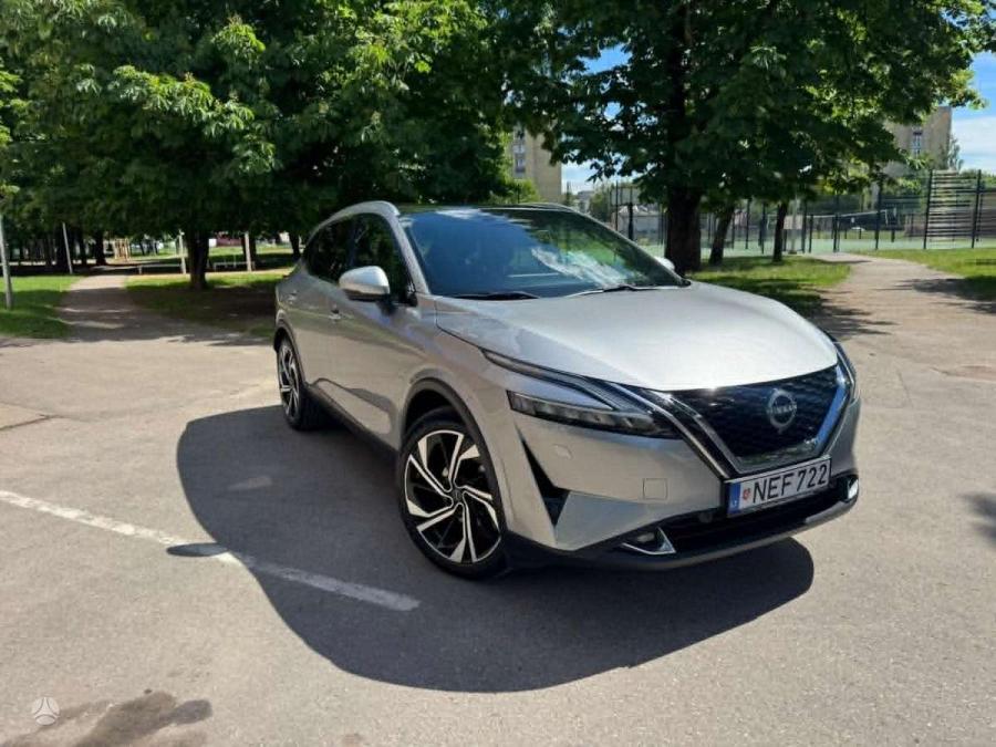 Pelēks Nissan Qashqai 2024 Kauņa, ar dzinēja tilpumu 1.33 L un nobraukumu 26 tūkst. km par 31000 €, foto 1 vietnē AUTOMOTO.COM.LV
