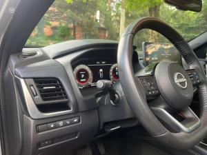 Pelēks Nissan Qashqai 2024 Kauņa, ar dzinēja tilpumu 1.33 L un nobraukumu 26 tūkst. km par 31000 €, foto 25 vietnē AUTOMOTO.COM.LV