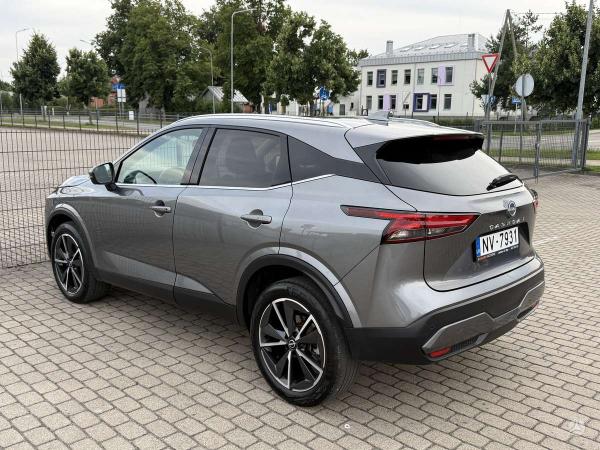 Pelēks Nissan Qashqai 2024 Joniškis, ar dzinēja tilpumu 1.30 L un nobraukumu 86 tūkst. km par 23250 €, foto 7 vietnē AUTOMOTO.COM.LV