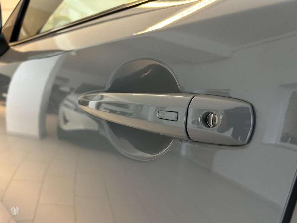 Grey Nissan Qashqai 2024 in Siauliai, with an engine capacity of 1.50 L and mileage of 38 thousand km for 30200 €, photo 8 on AUTOMOTO.COM.LV