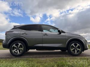 Grey Nissan Qashqai 2024 in Riga, with an engine capacity of 1.30 L and mileage of 72 thousand km for 20200 €, photo 8 on AUTOMOTO.COM.LV