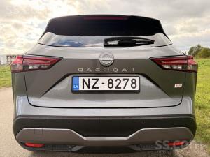 Grey Nissan Qashqai 2024 in Riga, with an engine capacity of 1.30 L and mileage of 72 thousand km for 20200 €, photo 17 on AUTOMOTO.COM.LV