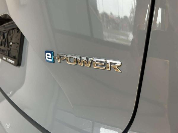Grey Nissan Qashqai 2024 in Siauliai, with an engine capacity of 1.50 L and mileage of 38 thousand km for 30000 €, photo 8 on AUTOMOTO.COM.LV
