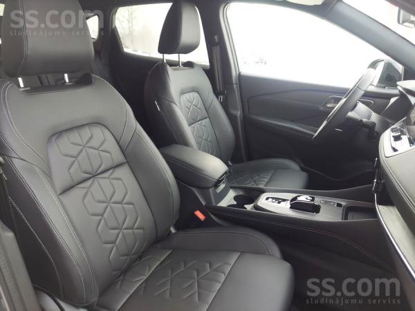 Pelēks Nissan Qashqai 2025 Daugavpils, ar dzinēja tilpumu 1.50 L un nobraukumu 600 tūkst. km par 39490 €, foto 8 vietnē AUTOMOTO.COM.LV