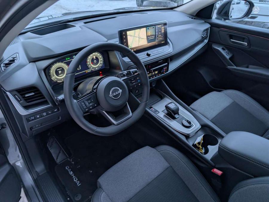 Pelēks Nissan Qashqai 2025 Viļņa, ar dzinēja tilpumu 1.33 L un nobraukumu 15 tūkst. km par 32900 €, foto 10 vietnē AUTOMOTO.COM.LV