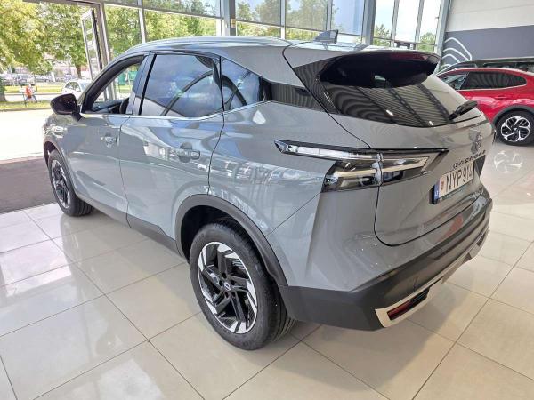 Grey Nissan Qashqai 2025 in Kaunas, with an engine capacity of 1.33 L and mileage of 29 thousand km for 26490 €, photo 4 on AUTOMOTO.COM.LV