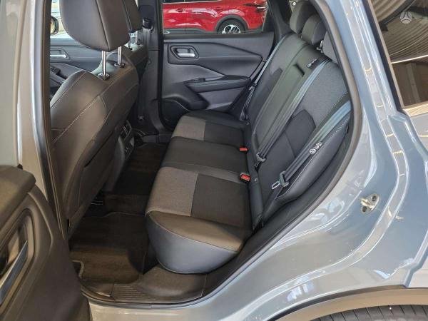 Grey Nissan Qashqai 2025 in Kaunas, with an engine capacity of 1.33 L and mileage of 29 thousand km for 26490 €, photo 5 on AUTOMOTO.COM.LV