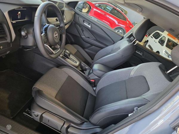 Grey Nissan Qashqai 2025 in Kaunas, with an engine capacity of 1.33 L and mileage of 29 thousand km for 26490 €, photo 6 on AUTOMOTO.COM.LV
