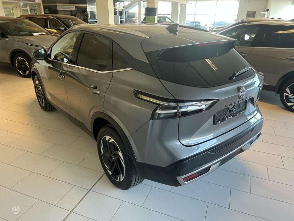 Pelēks Nissan Qashqai 2025 Šauļi, ar dzinēja tilpumu 1.50 L un nobraukumu 13 tūkst. km par 28200 €, foto 6 vietnē AUTOMOTO.COM.LV