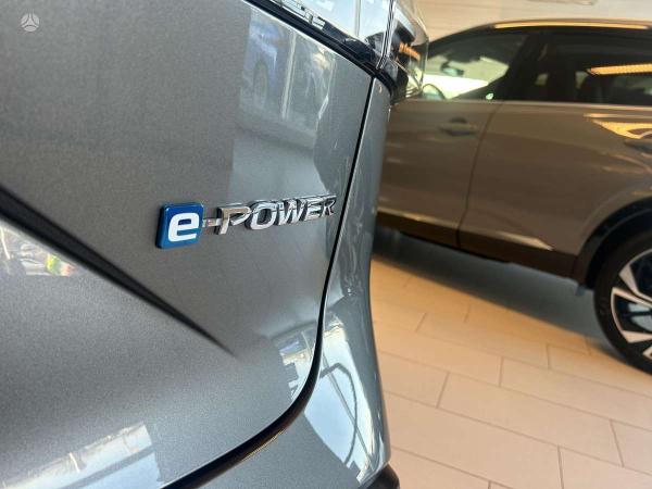 Pelēks Nissan Qashqai 2025 Šauļi, ar dzinēja tilpumu 1.50 L un nobraukumu 13 tūkst. km par 28200 €, foto 8 vietnē AUTOMOTO.COM.LV