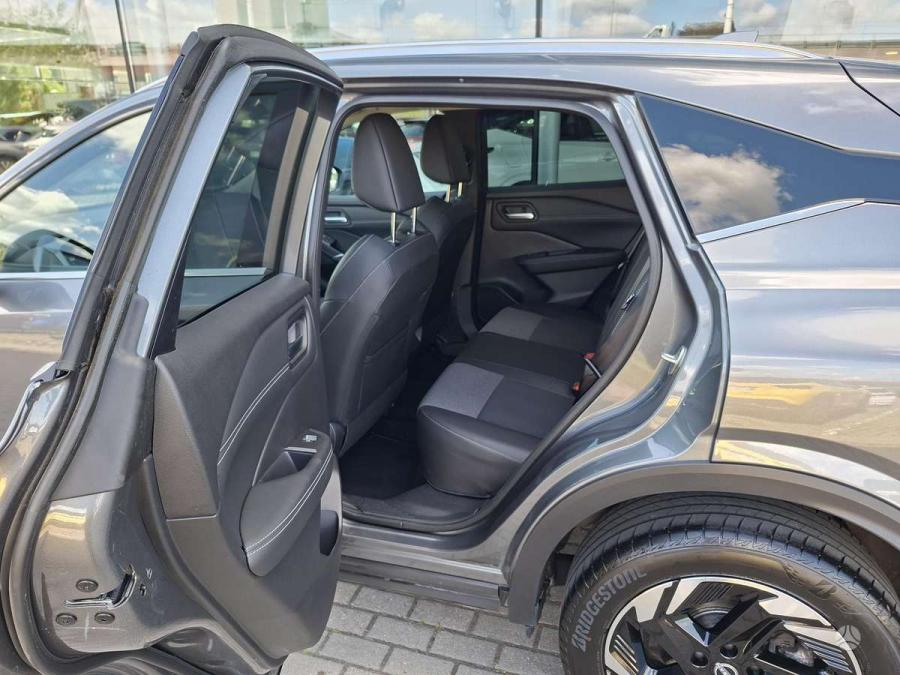 Pelēks Nissan Qashqai 2025 Viļņa, ar dzinēja tilpumu 1.33 L un nobraukumu 30 tūkst. km par 27500 €, foto 13 vietnē AUTOMOTO.COM.LV