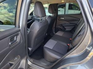 Pelēks Nissan Qashqai 2025 Viļņa, ar dzinēja tilpumu 1.33 L un nobraukumu 30 tūkst. km par 27500 €, foto 14 vietnē AUTOMOTO.COM.LV