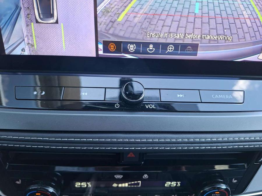 Pelēks Nissan Qashqai 2025 Viļņa, ar dzinēja tilpumu 1.33 L un nobraukumu 30 tūkst. km par 27500 €, foto 24 vietnē AUTOMOTO.COM.LV