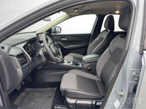 Pelēks Nissan Qashqai 2025 Rīga, ar dzinēja tilpumu 1.30 L un nobraukumu 48 tūkst. km par 27990 €, foto 11 vietnē AUTOMOTO.COM.LV