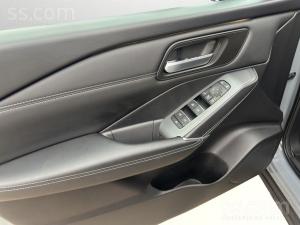Pelēks Nissan Qashqai 2025 Rīga, ar dzinēja tilpumu 1.30 L un nobraukumu 48 tūkst. km par 27990 €, foto 14 vietnē AUTOMOTO.COM.LV