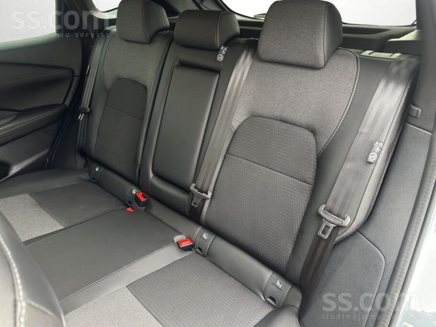 Pelēks Nissan Qashqai 2025 Rīga, ar dzinēja tilpumu 1.30 L un nobraukumu 48 tūkst. km par 27990 €, foto 15 vietnē AUTOMOTO.COM.LV