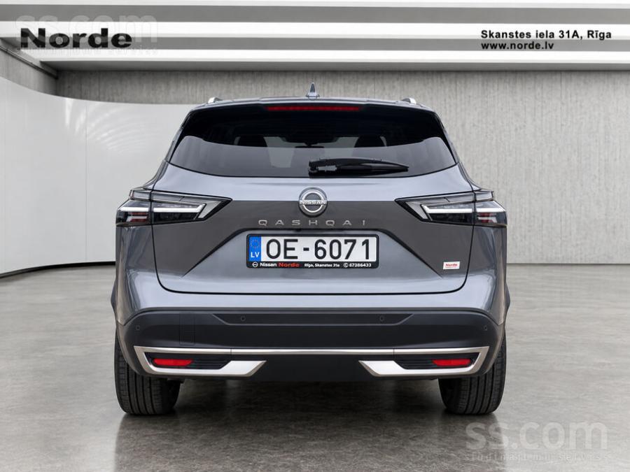 Pelēks Nissan Qashqai 2025 Rīga, ar dzinēja tilpumu 1.30 L un nobraukumu 20 tūkst. km par 27900 €, foto 6 vietnē AUTOMOTO.COM.LV