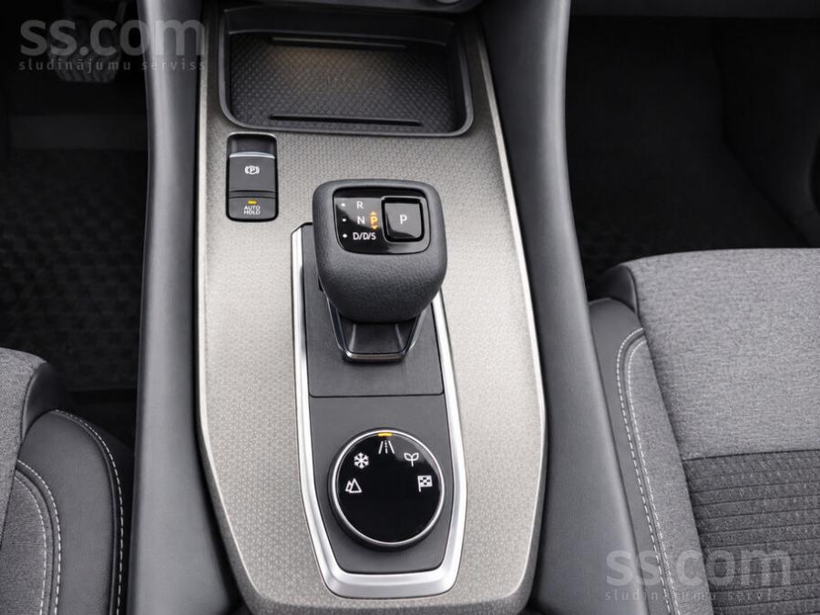 Pelēks Nissan Qashqai 2025 Rīga, ar dzinēja tilpumu 1.30 L un nobraukumu 20 tūkst. km par 27900 €, foto 21 vietnē AUTOMOTO.COM.LV