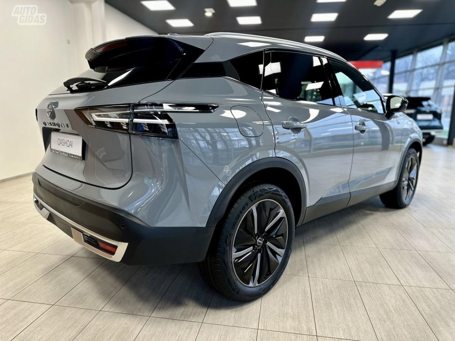 Pelēks Nissan Qashqai 2026 Klaipėda, ar dzinēja tilpumu 1.30 L un nobraukumu 5 tūkst. km par 35180 €, foto 4 vietnē AUTOMOTO.COM.LV