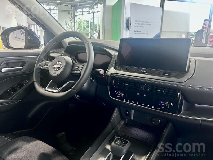 Pelēks Nissan Qashqai 2026 Daugavpils, ar dzinēja tilpumu 1.30 L un nobraukumu 20 tūkst. km par 32874 €, foto 8 vietnē AUTOMOTO.COM.LV