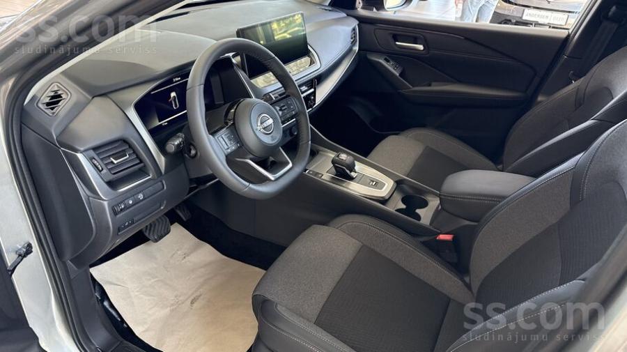 Pelēks Nissan Qashqai 2026 Rīga, ar dzinēja tilpumu 1.30 L un nobraukumu 0 tūkst. km par 27900 €, foto 4 vietnē AUTOMOTO.COM.LV