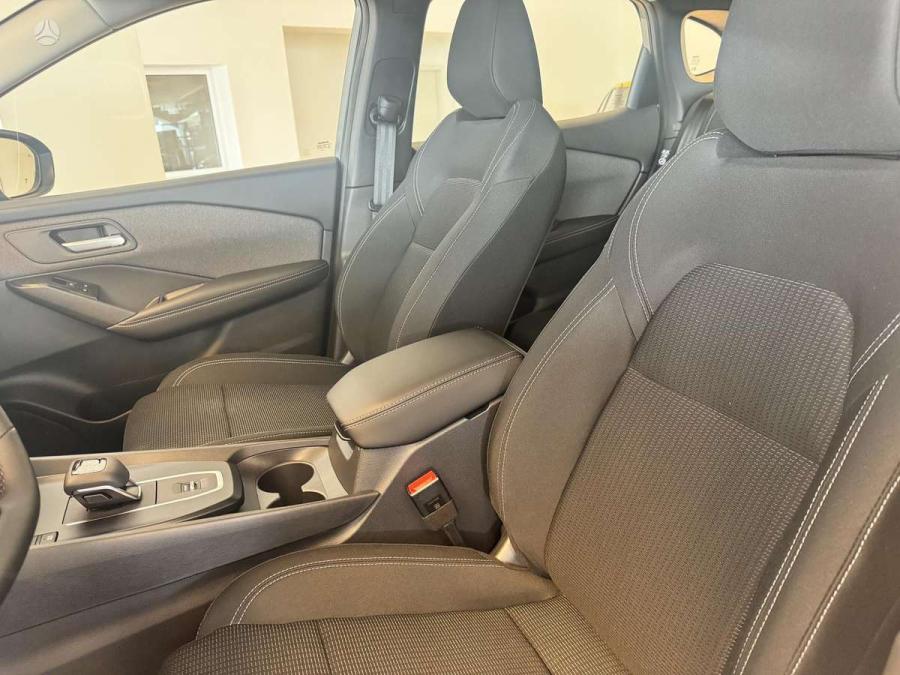 Grey Nissan Qashqai 2026 in Siauliai, with an engine capacity of 1.33 L and mileage of 0 thousand km for 29090 €, photo 15 on AUTOMOTO.COM.LV