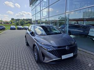 Pelēks Nissan Qashqai 2026 Viļņa, ar dzinēja tilpumu 1.33 L un nobraukumu 0 tūkst. km par 27900 €, foto  vietnē AUTOMOTO.COM.LV