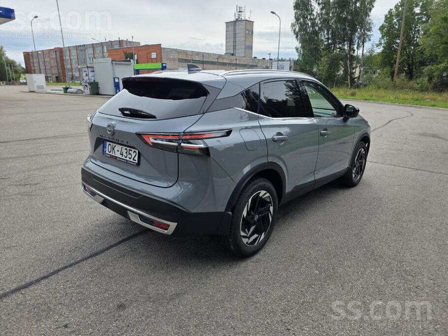 Pelēks Nissan Qashqai 2026 Rīga, ar dzinēja tilpumu 1.30 L un nobraukumu 6 tūkst. km par 28100 €, foto 7 vietnē AUTOMOTO.COM.LV