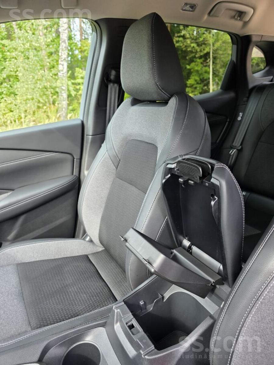 Pelēks Nissan Qashqai 2026 Rīga, ar dzinēja tilpumu 1.30 L un nobraukumu 6 tūkst. km par 28100 €, foto 12 vietnē AUTOMOTO.COM.LV