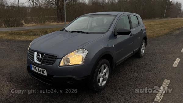 Grey Nissan Qashqai 2010 in Saue, with an engine capacity of 1.60 L and mileage of 267 thousand km for 3700 €, photo 1 on AUTOMOTO.COM.LV
