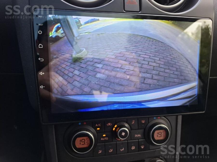 Pelēks Nissan Qashqai 2010 Liepāja, ar dzinēja tilpumu 2.00 L un nobraukumu 352 tūkst. km par 3800 €, foto 9 vietnē AUTOMOTO.COM.LV