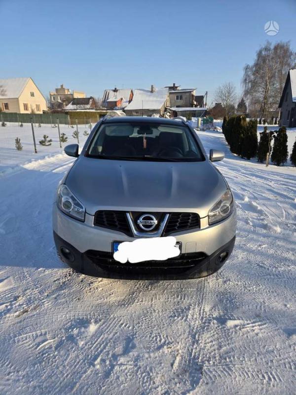Pelēks Nissan Qashqai 2011 Vilkaviškis, ar dzinēja tilpumu 1.60 L un nobraukumu 310 tūkst. km par 4900 €, foto 1 vietnē AUTOMOTO.COM.LV