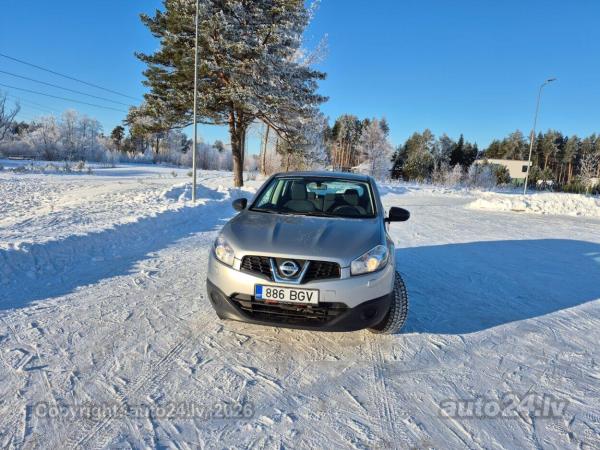 Pelēks Nissan Qashqai 2012 Tallina, ar dzinēja tilpumu 1.60 L un nobraukumu 149 tūkst. km par 4999 €, foto 6 vietnē AUTOMOTO.COM.LV