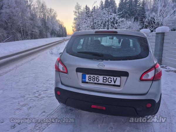 Pelēks Nissan Qashqai 2012 Tallina, ar dzinēja tilpumu 1.60 L un nobraukumu 149 tūkst. km par 4999 €, foto 7 vietnē AUTOMOTO.COM.LV
