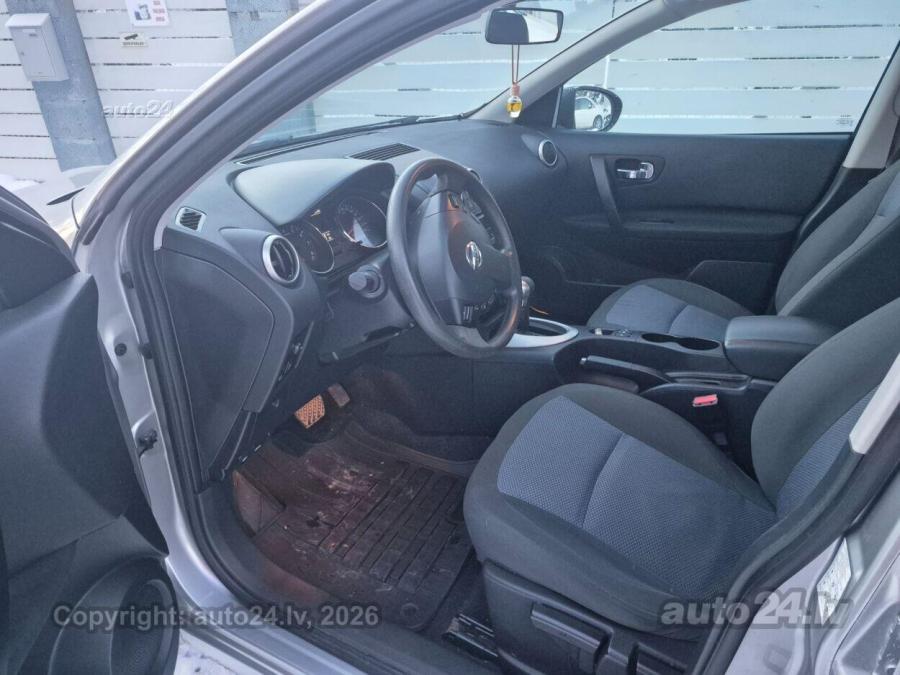 Pelēks Nissan Qashqai 2012 Tallina, ar dzinēja tilpumu 1.60 L un nobraukumu 149 tūkst. km par 4999 €, foto 10 vietnē AUTOMOTO.COM.LV