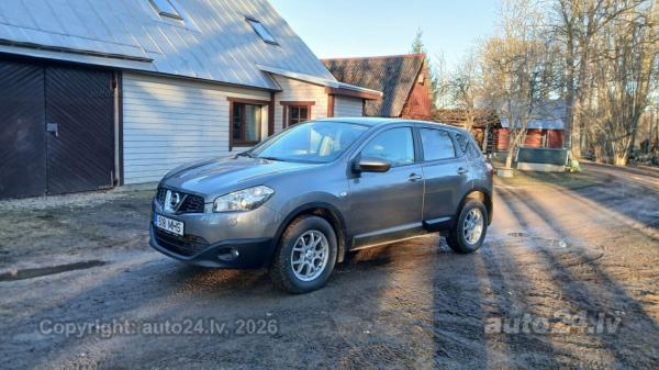 Pelēks Nissan Qashqai 2012 Tallina, ar dzinēja tilpumu 1.60 L un nobraukumu 170 tūkst. km par 4200 €, foto 3 vietnē AUTOMOTO.COM.LV