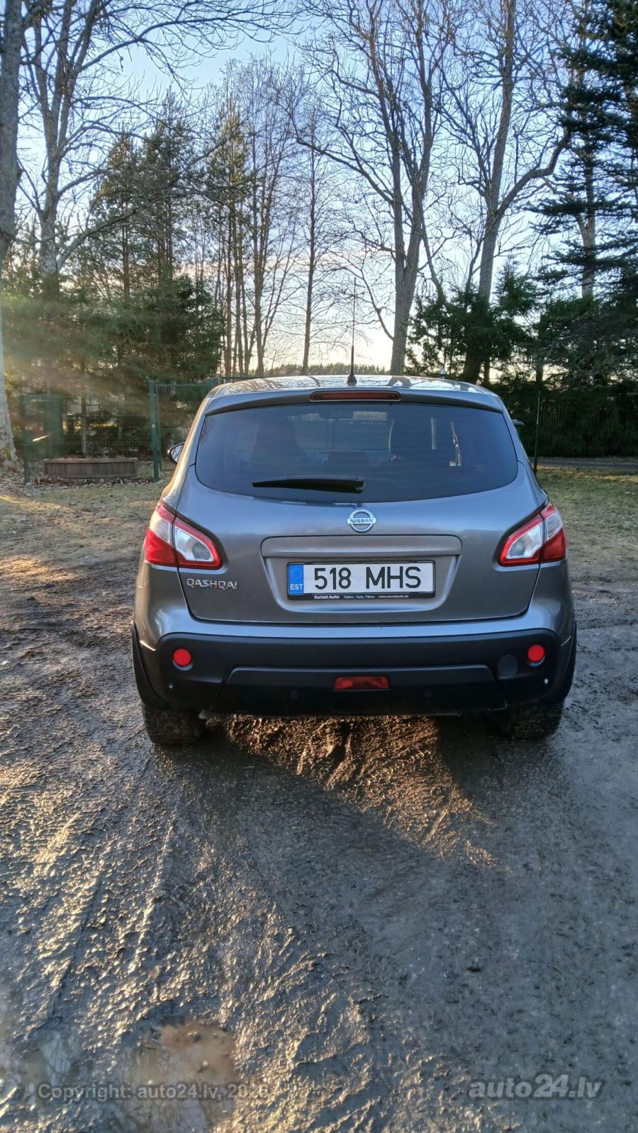 Pelēks Nissan Qashqai 2012 Tallina, ar dzinēja tilpumu 1.60 L un nobraukumu 170 tūkst. km par 4200 €, foto 7 vietnē AUTOMOTO.COM.LV
