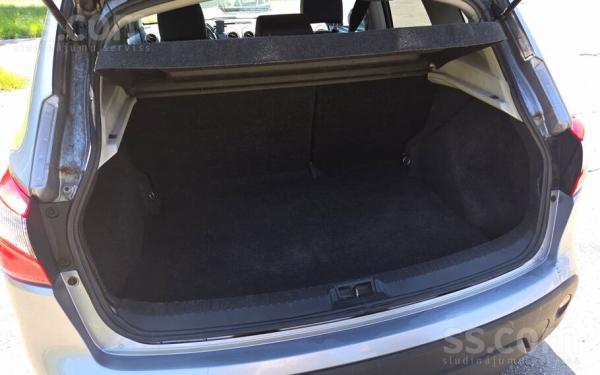Pelēks Nissan Qashqai 2012 Rīga, ar dzinēja tilpumu 1.50 L un nobraukumu 240 tūkst. km par 3500 €, foto 8 vietnē AUTOMOTO.COM.LV